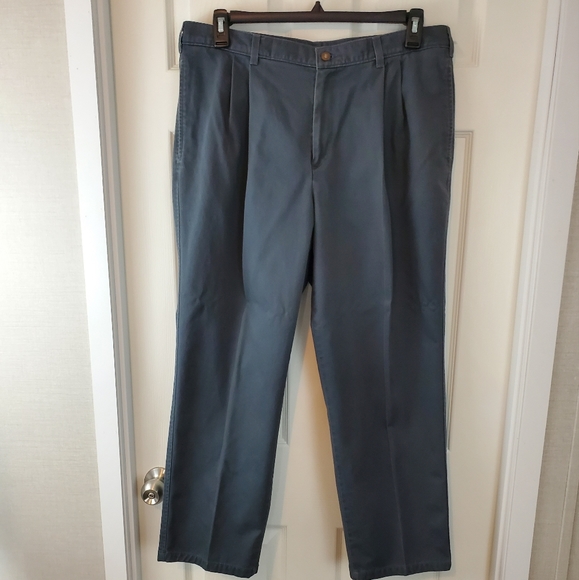 Farah | Pants | Mens Farah Pleated Chinos | Poshmark